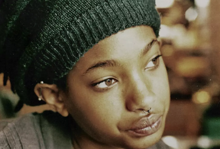 Willow Smith lança seu álbum de estreia, “The 1st” | Midiorama