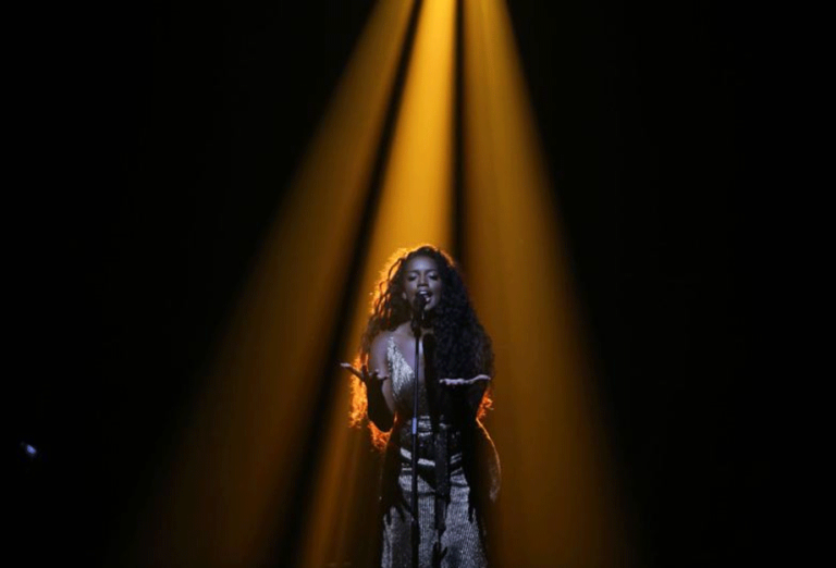 Nova temporada do Música Boa Ao Vivo, do Multishow, estreia com IZA ...