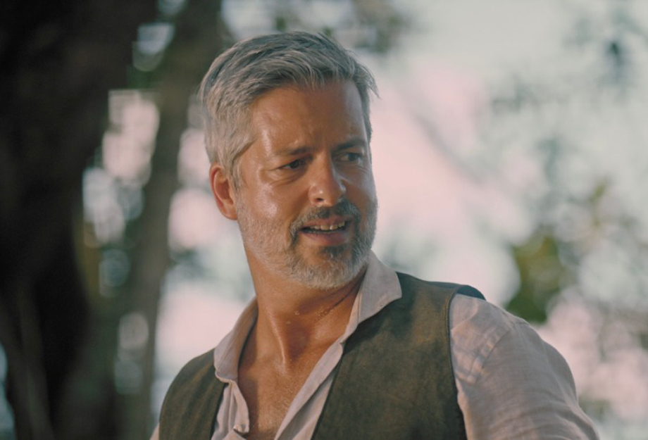 Victor Chaves lança de uma só vez duas novas músicas de seu primeiro ...