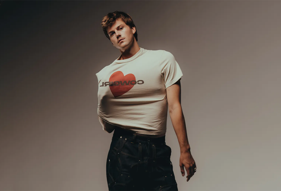 Cantor e compositor australiano Ruel anuncia seu segundo álbum Kicking ...